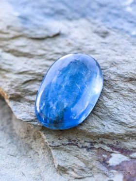 Cianite Azul propriedades e significado | Gemas e Cristais