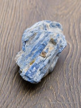Cianite Azul propriedades e significado | Gemas e Cristais