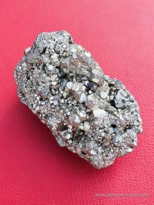 Pirite propriedades e significado | Prana - Gemas e Cristais